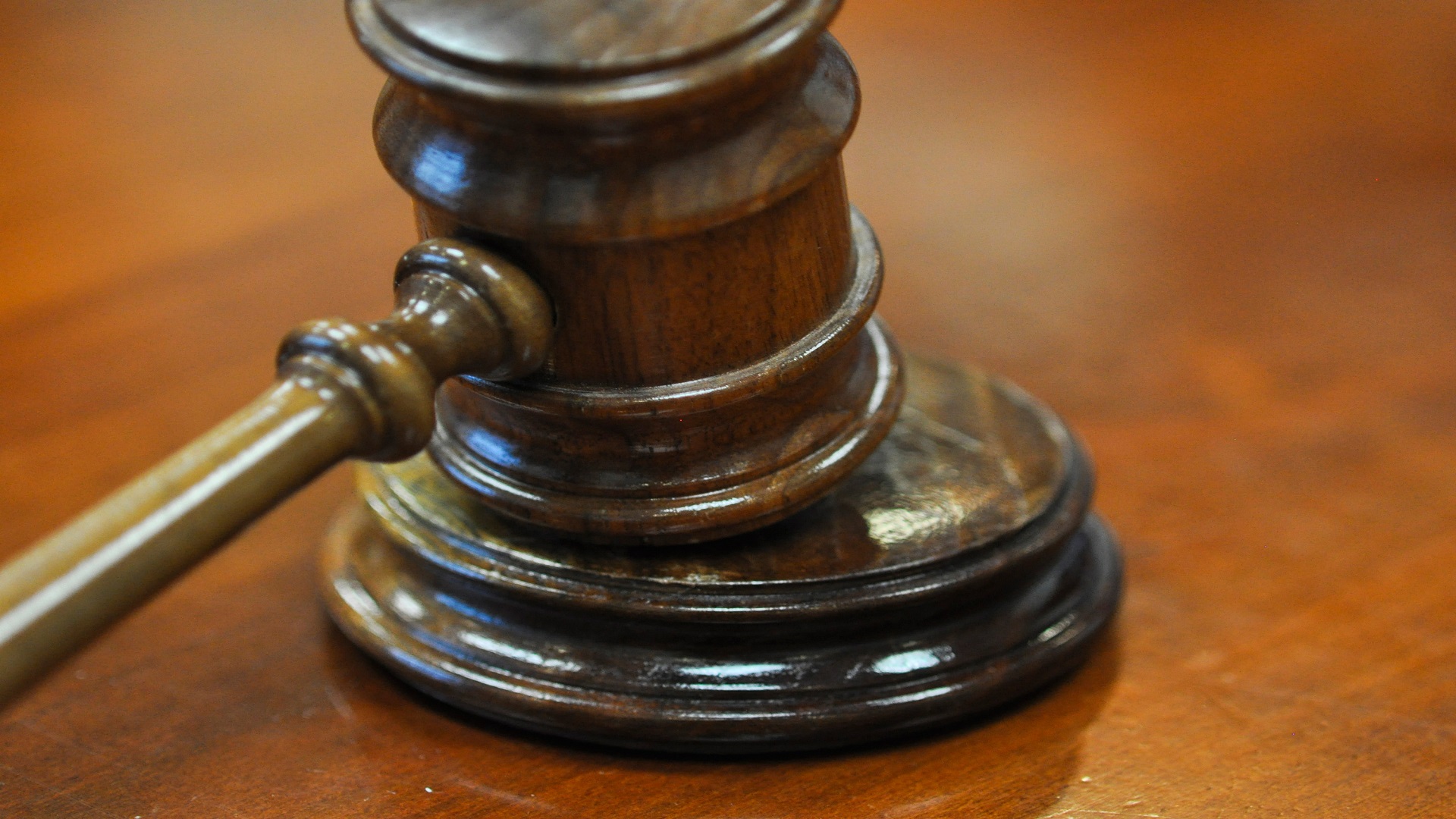 The Line: Grand Juries Vs. Preliminary Hearings - New Mexico In Focus